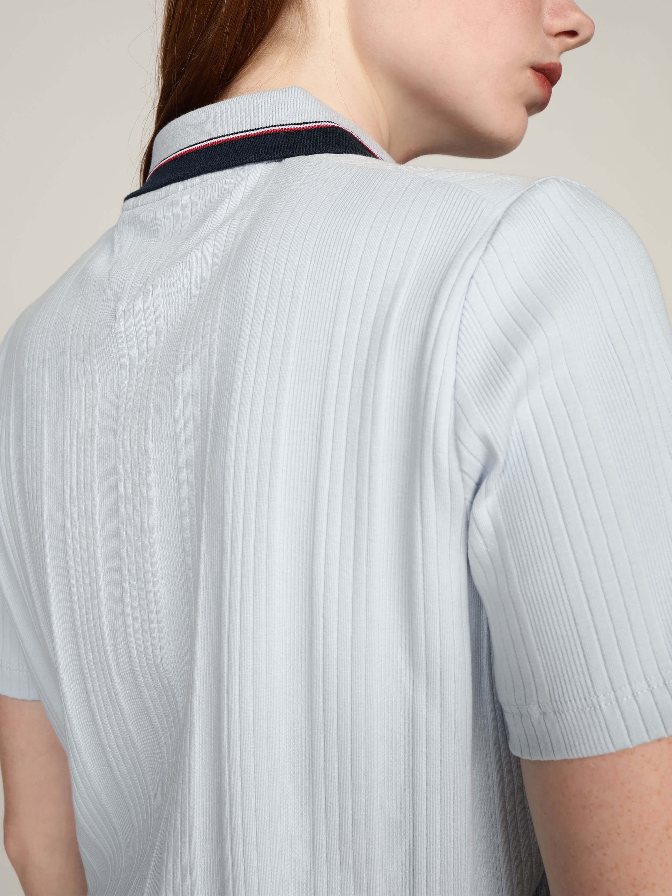 Polo con Logo Bordado de Mujer Tommy Hilfiger | Polos - Tommy MX