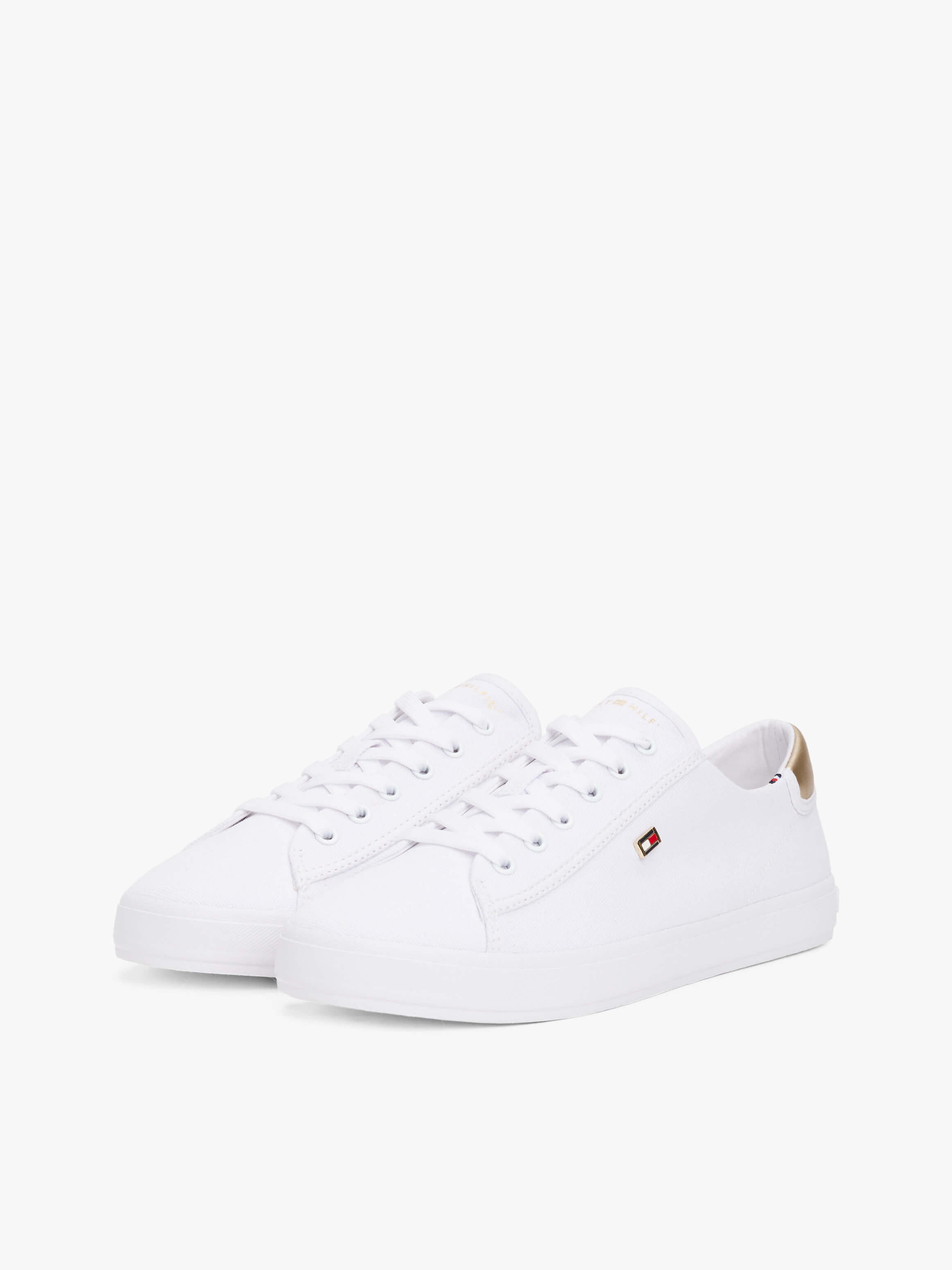 Tenis de lona con talón metalizado de mujer Tommy Hilfiger | Tenis ...